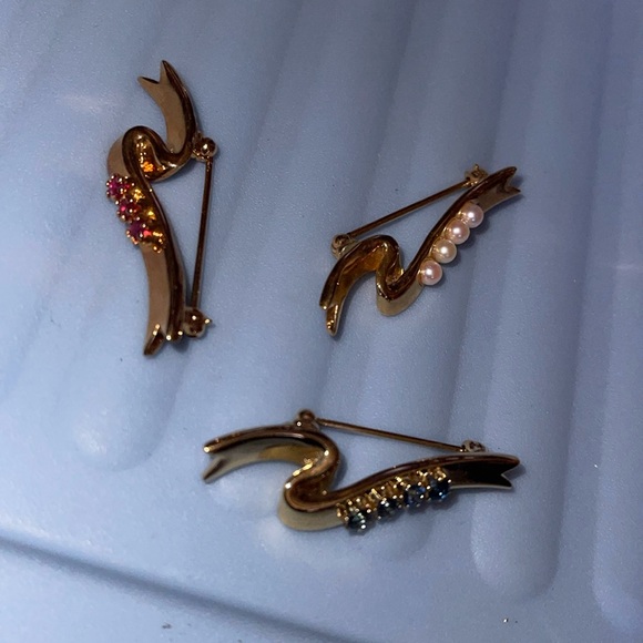Avon | Jewelry | Vintage Avon Bar Pins | Poshmark